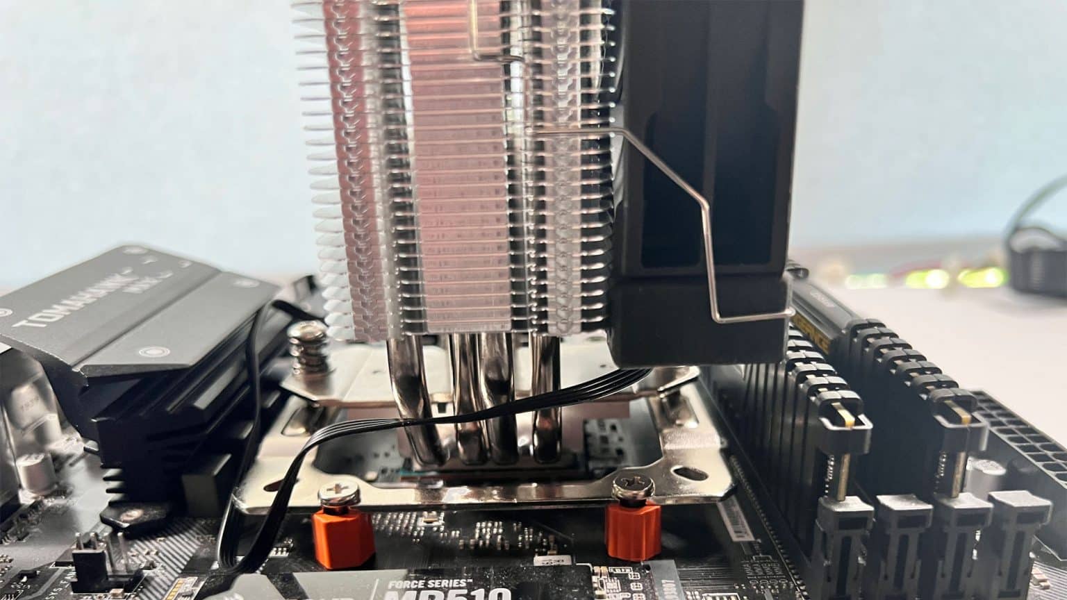 DeepCool AK400 CPU Cooler Review - Hardware Busters