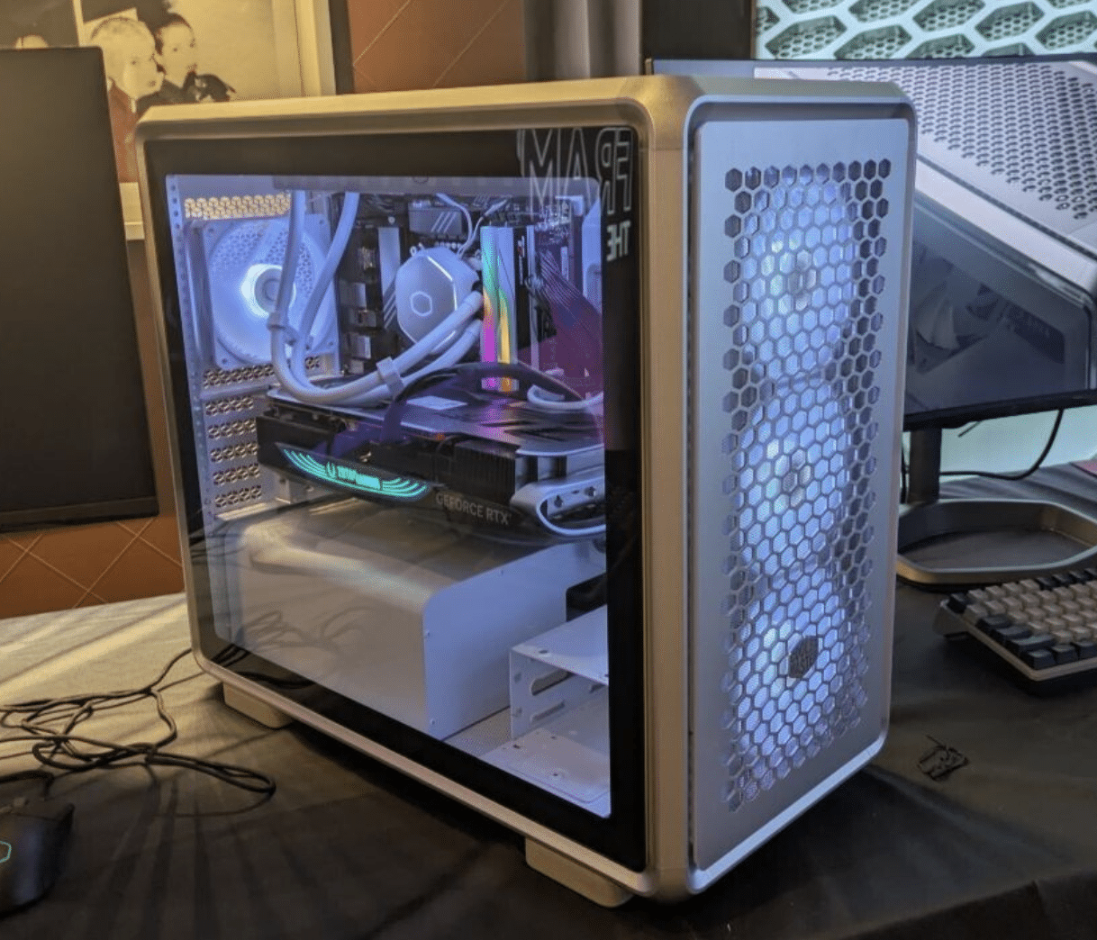 Cooler Master @ CES 2025 - Hardware Busters