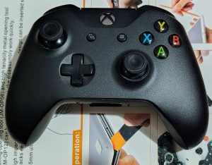 How To Disassemble An Xbox One/S Controller - Hardware Busters